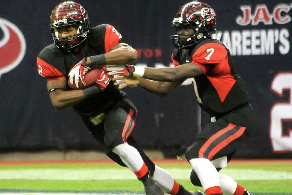 Port Arthur's Terrence Singleton named all-state 5A QB