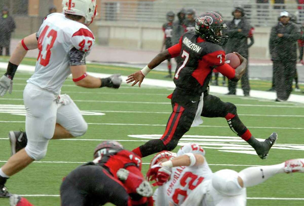 Port Arthur's Terrence Singleton named all-state 5A QB
