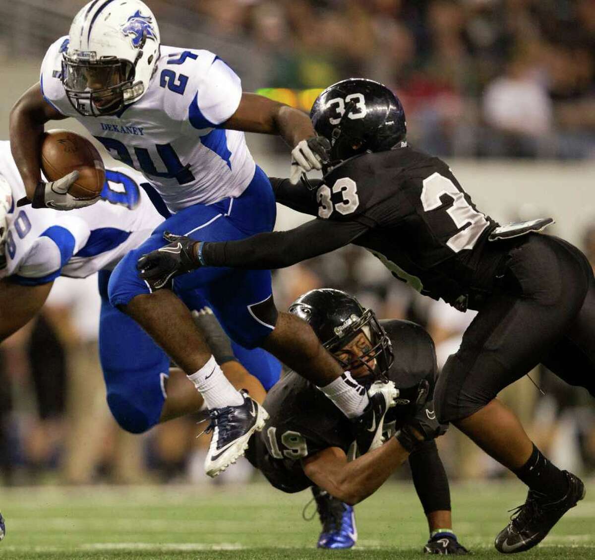 Dekaney knocks off defending champ Cibolo Steele for title