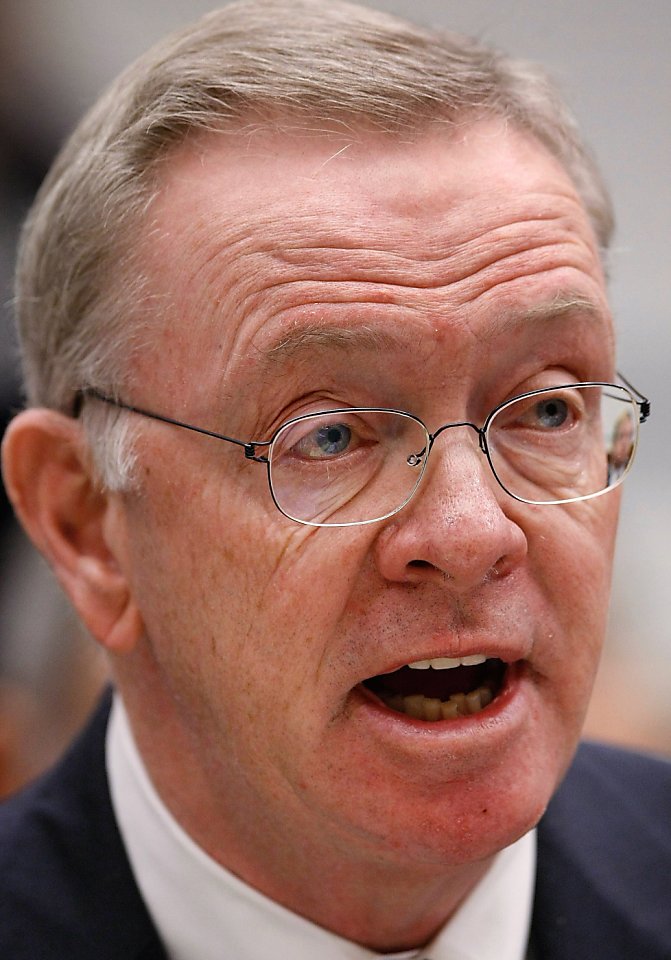 Ex-CEOs of Fannie, Freddie sued in subprime probe