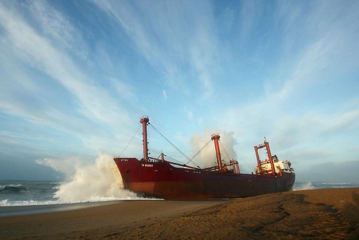 High winds beach cargo ship