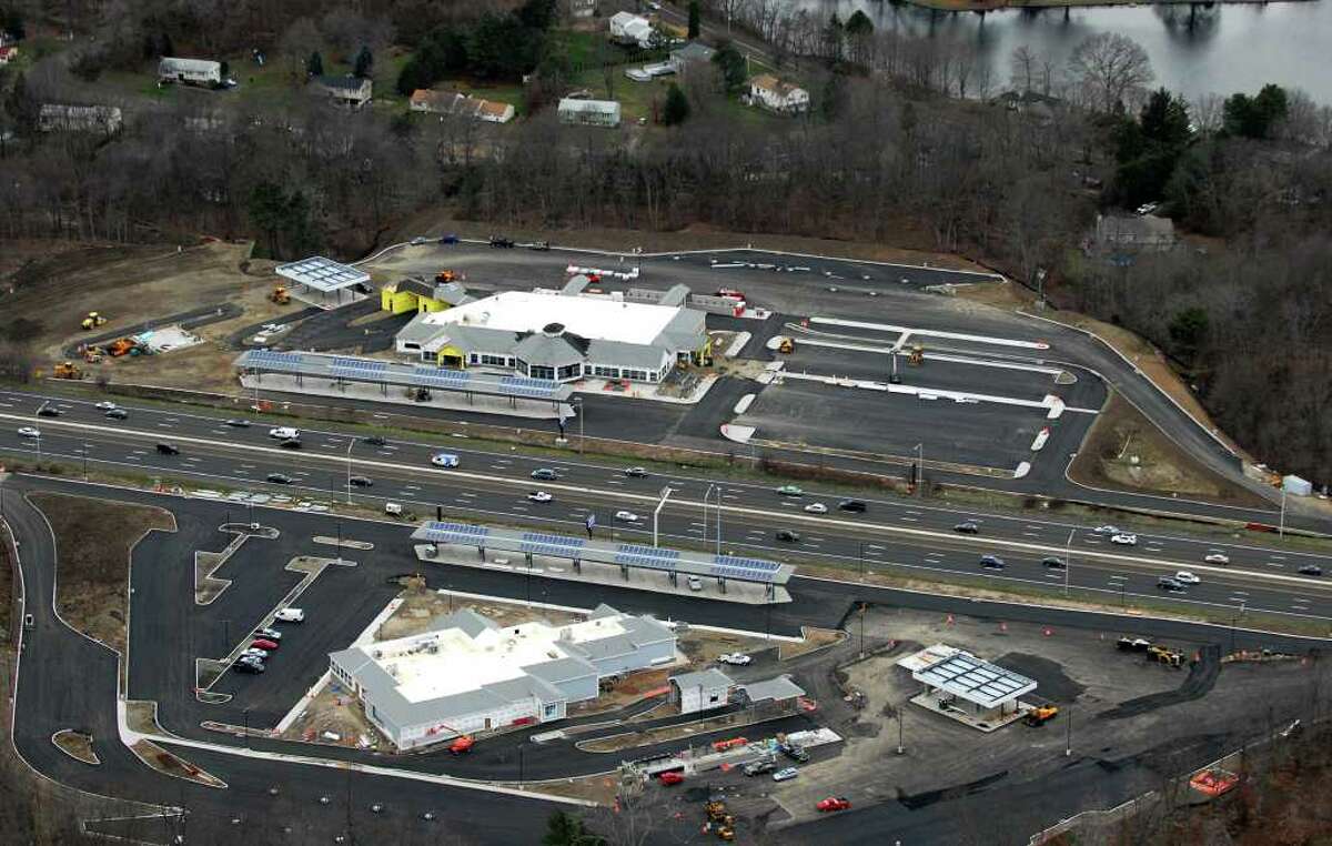 Upgraded I-95 service plazas near completion