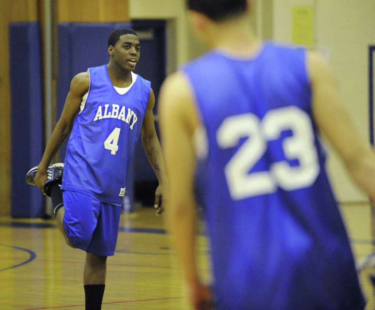 Basketball star leaves Albany High