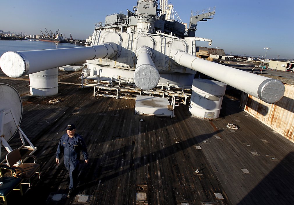 Battleship Iowa prepares for its final voyage