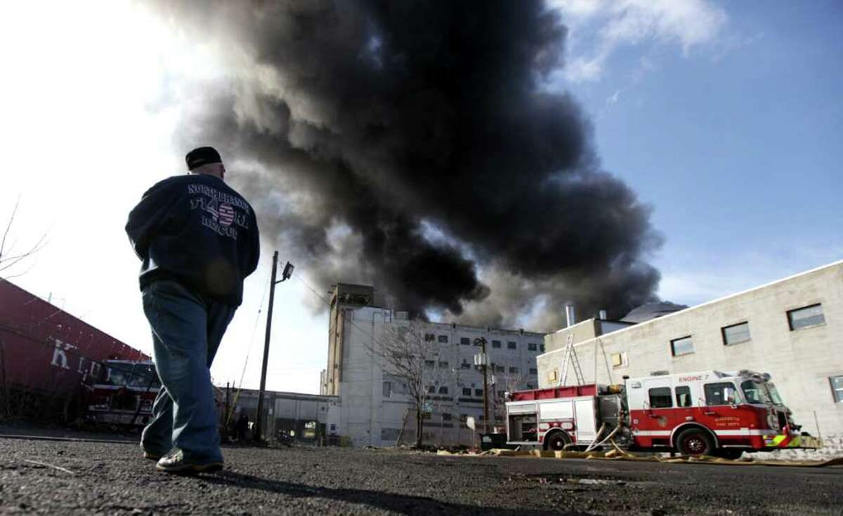 News of the world in photos: Bombings in Iraq and more