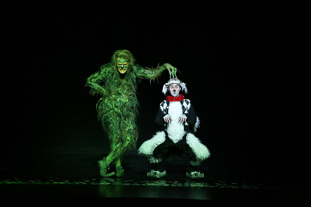 'Dr. Seuss' How the Grinch Stole Christmas' review