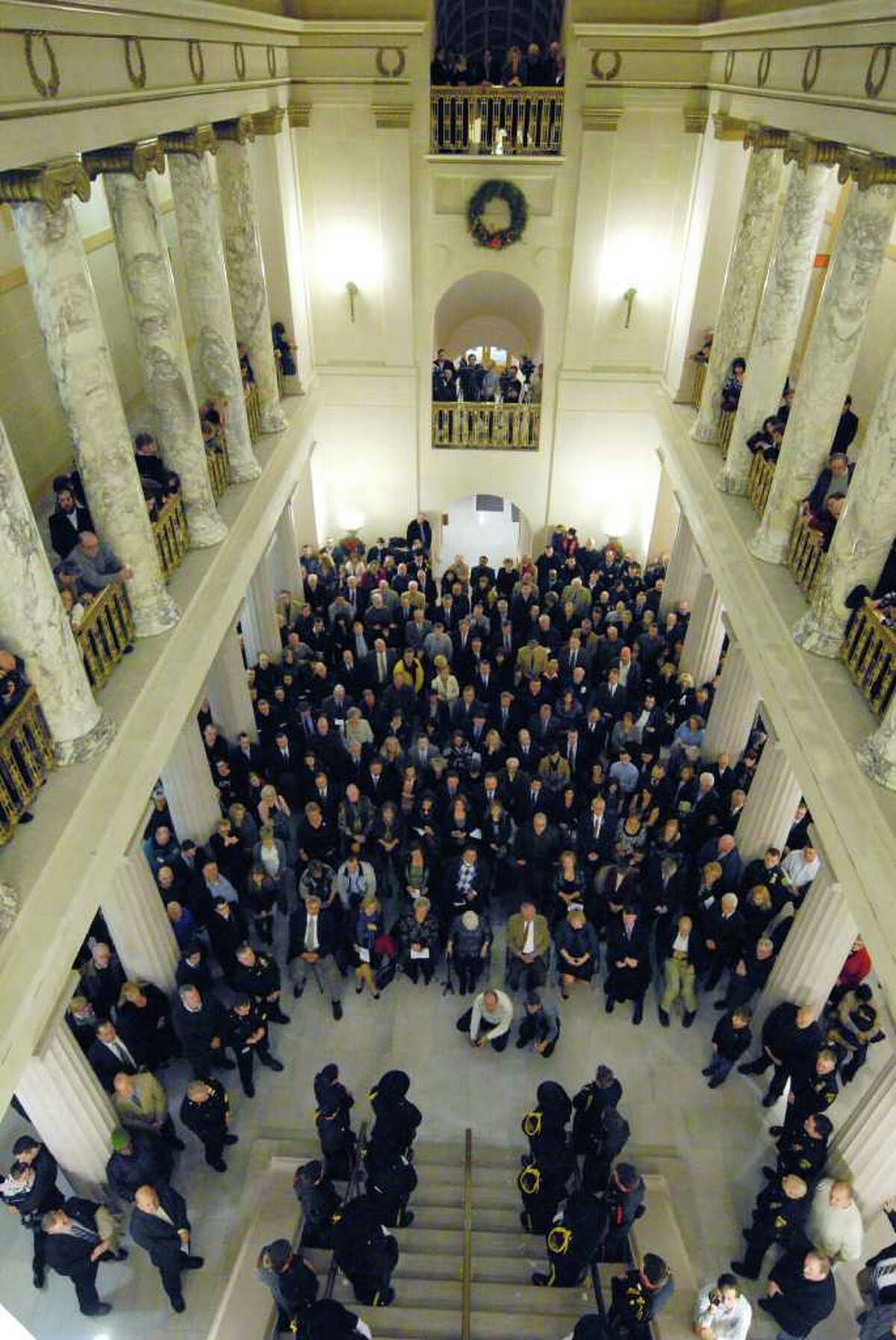 Albany County leaders take oaths