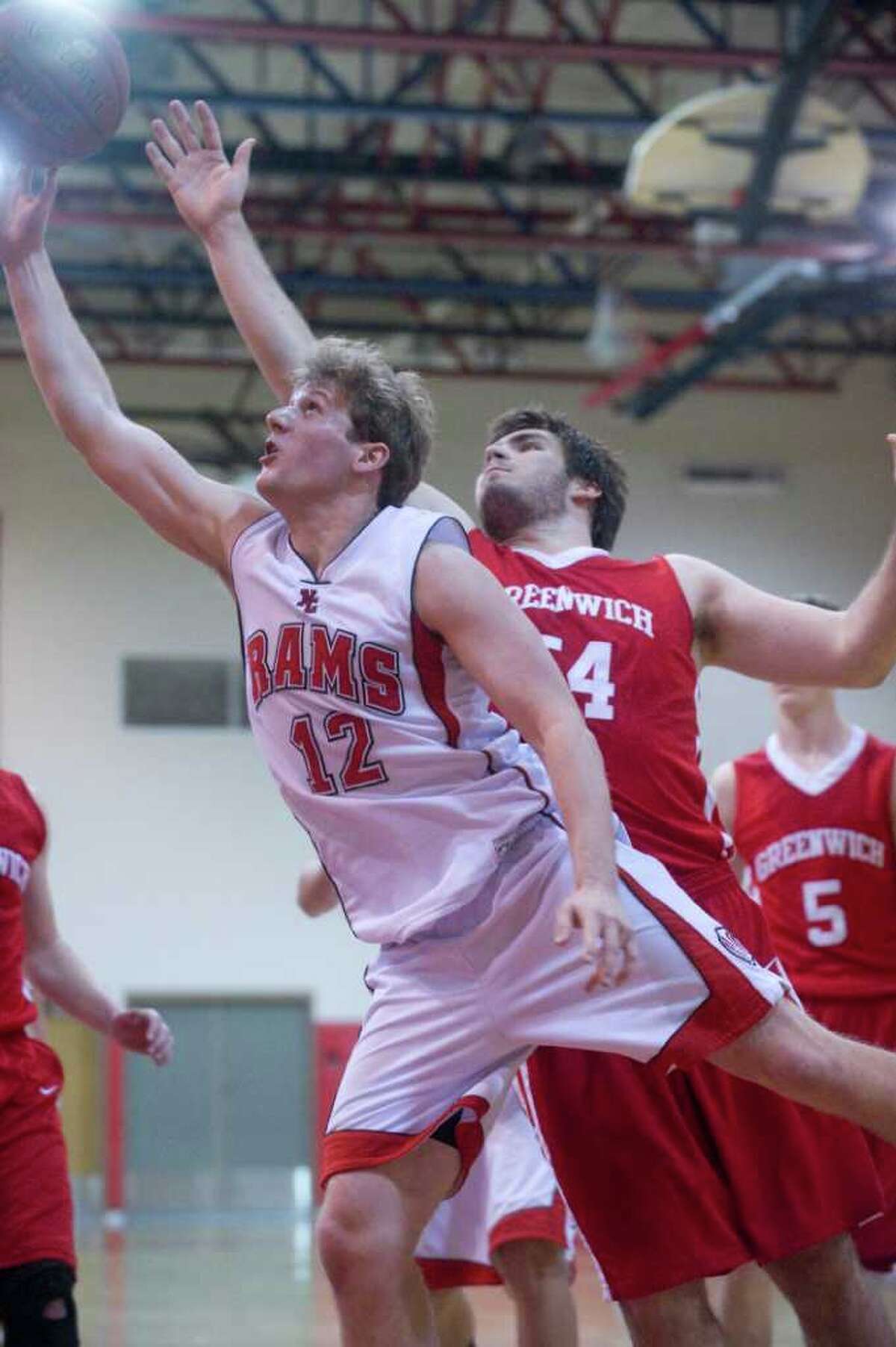 Greenwich basketball team downs New Canaan in LaVista Tournament