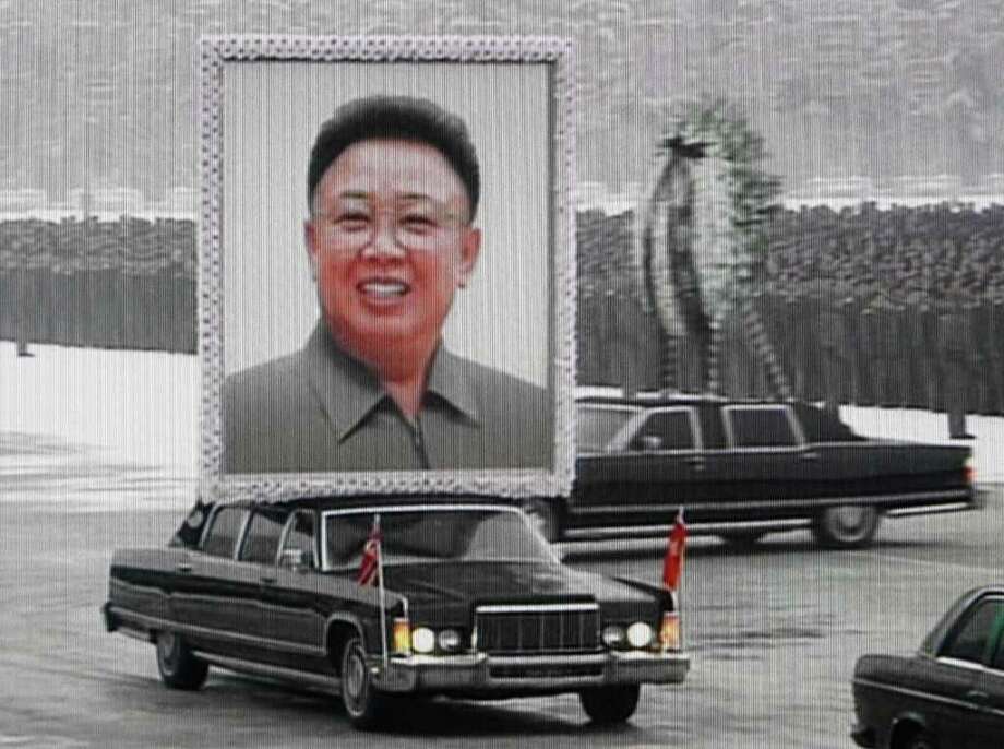 News of the world in photos: Huge funeral for North Korean strongman ...
