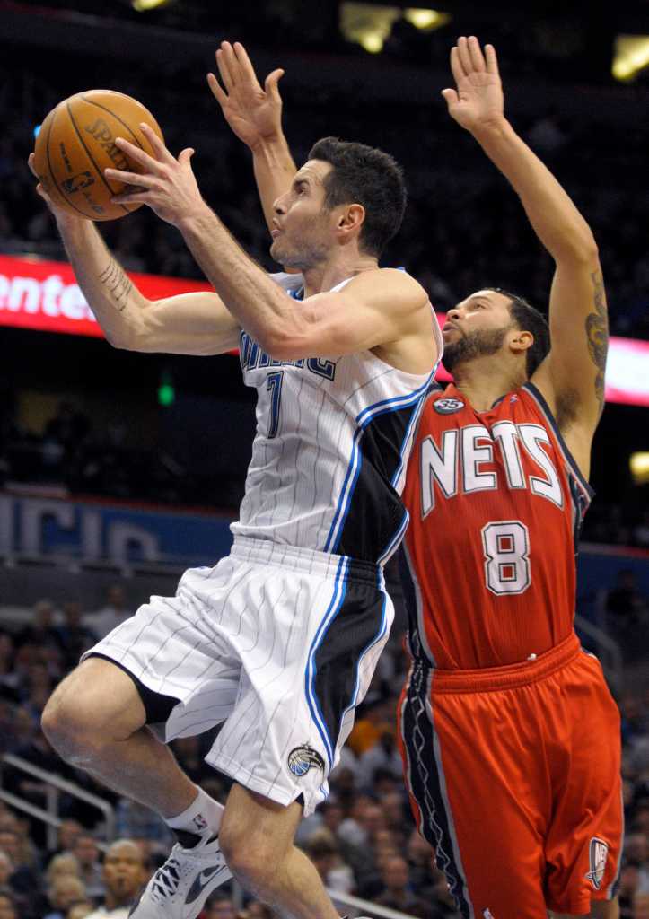 Magic, Howard hammer Nets