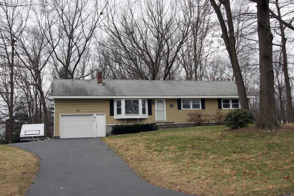 Neighborhoods: Dutch Meadows, Ballston Lake