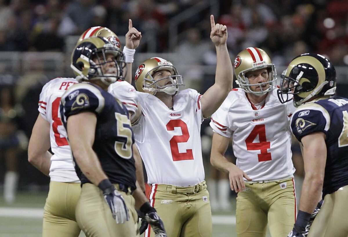 49ers earn playoff bye with 34-27 win over Rams