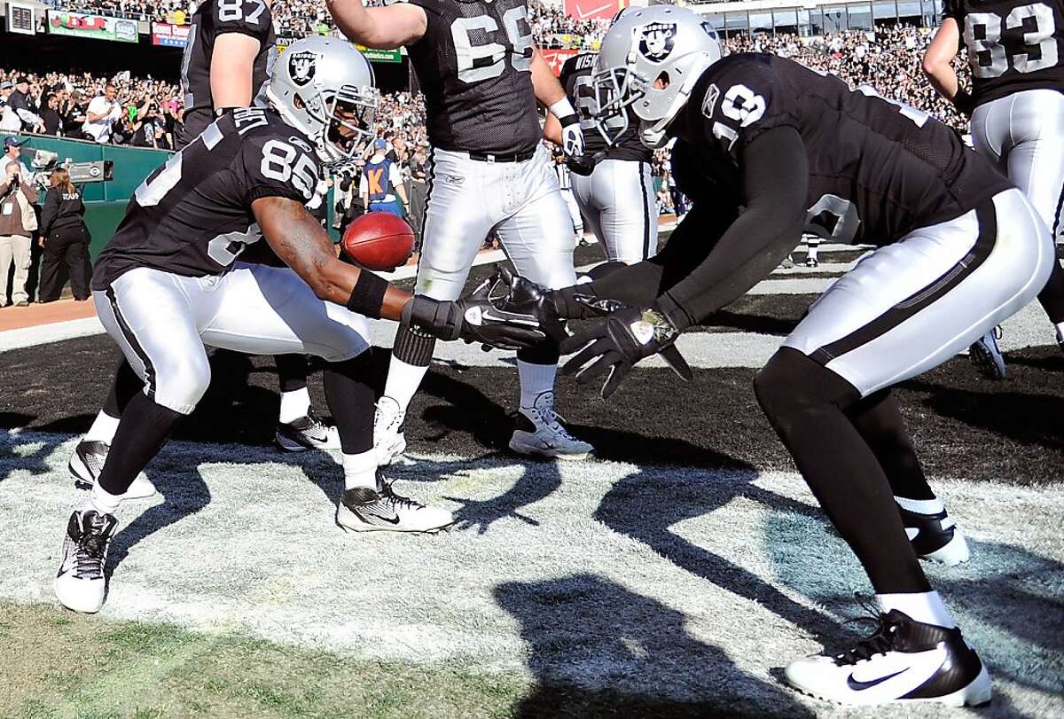 Raiders lose game to Chargers and playoff berth