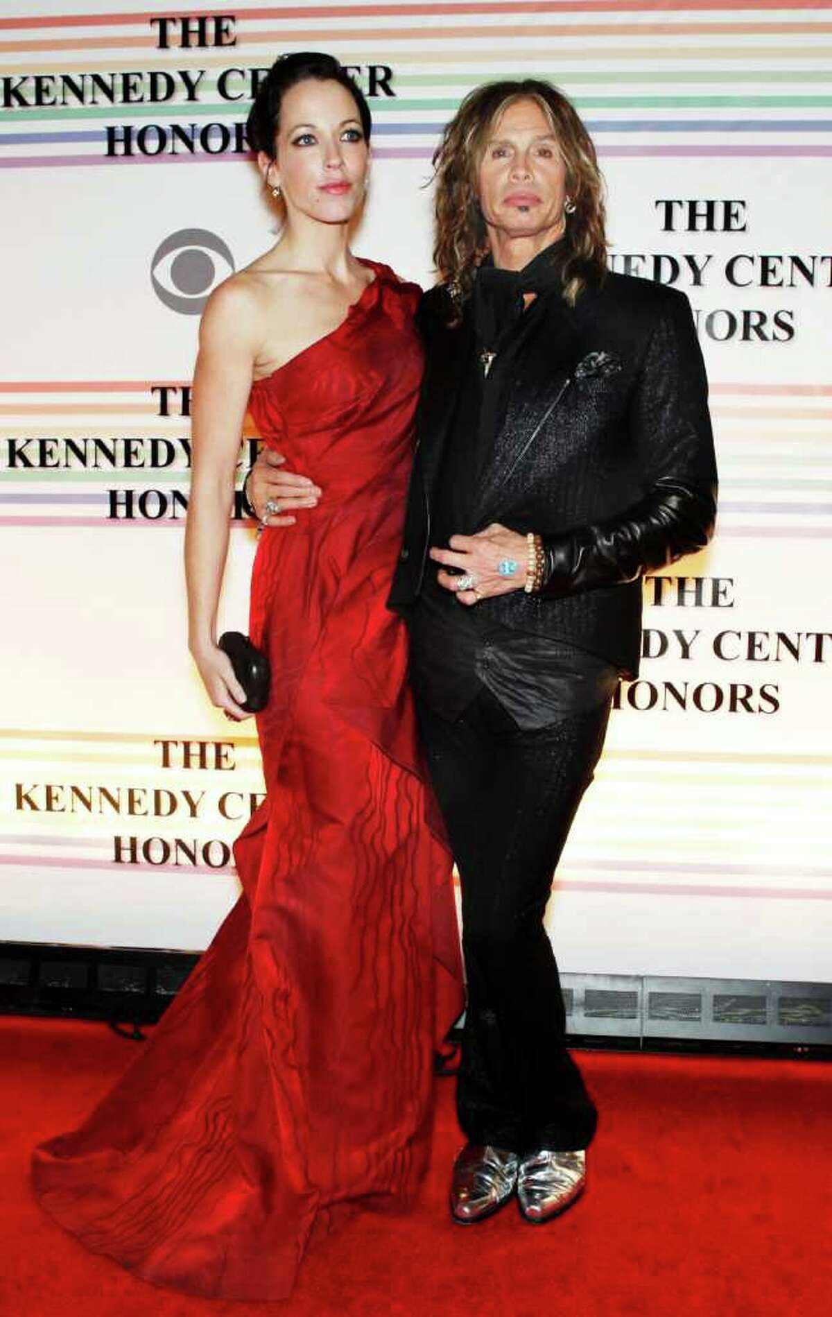 Walk this way, again: Steven Tyler is engaged