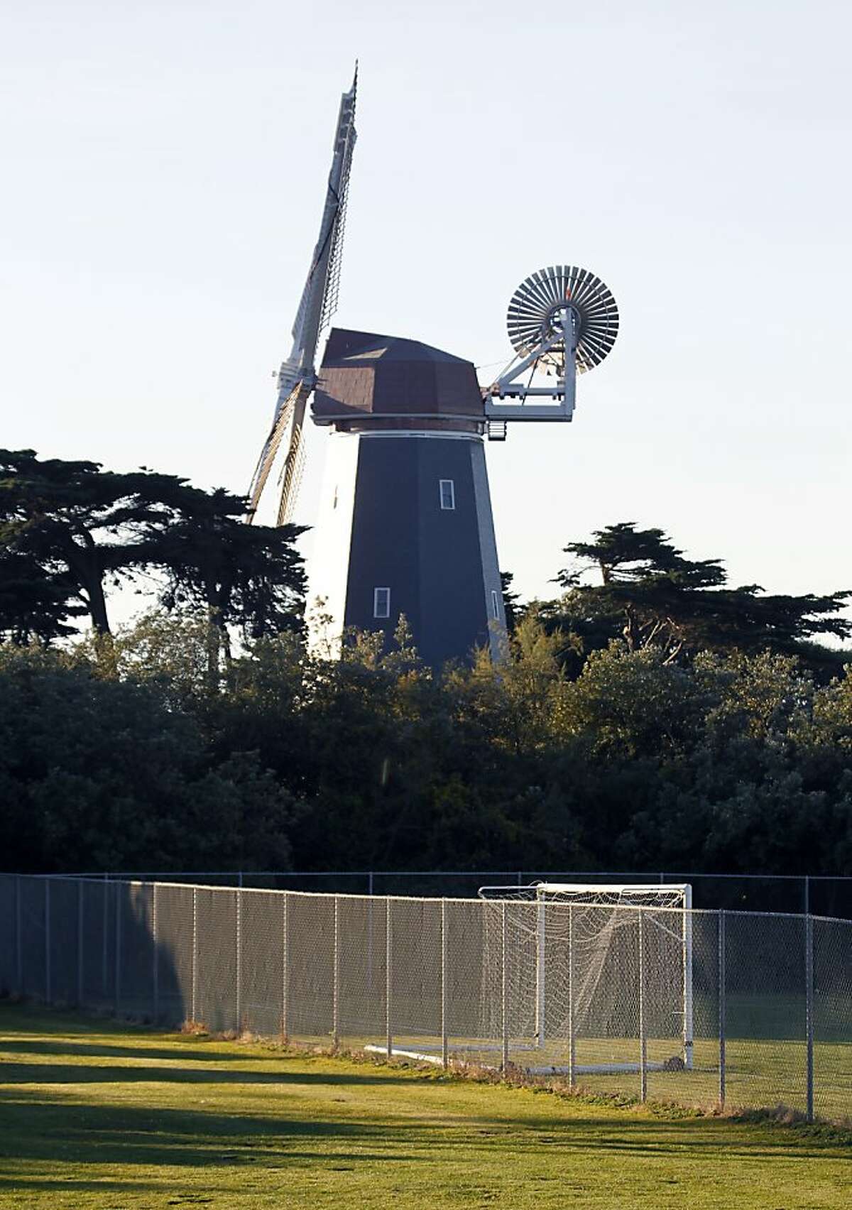 SF soccer field project wins panel's OK