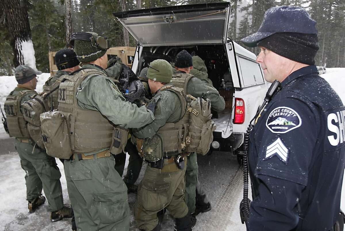 Mount Rainier killing suspect found dead in creek