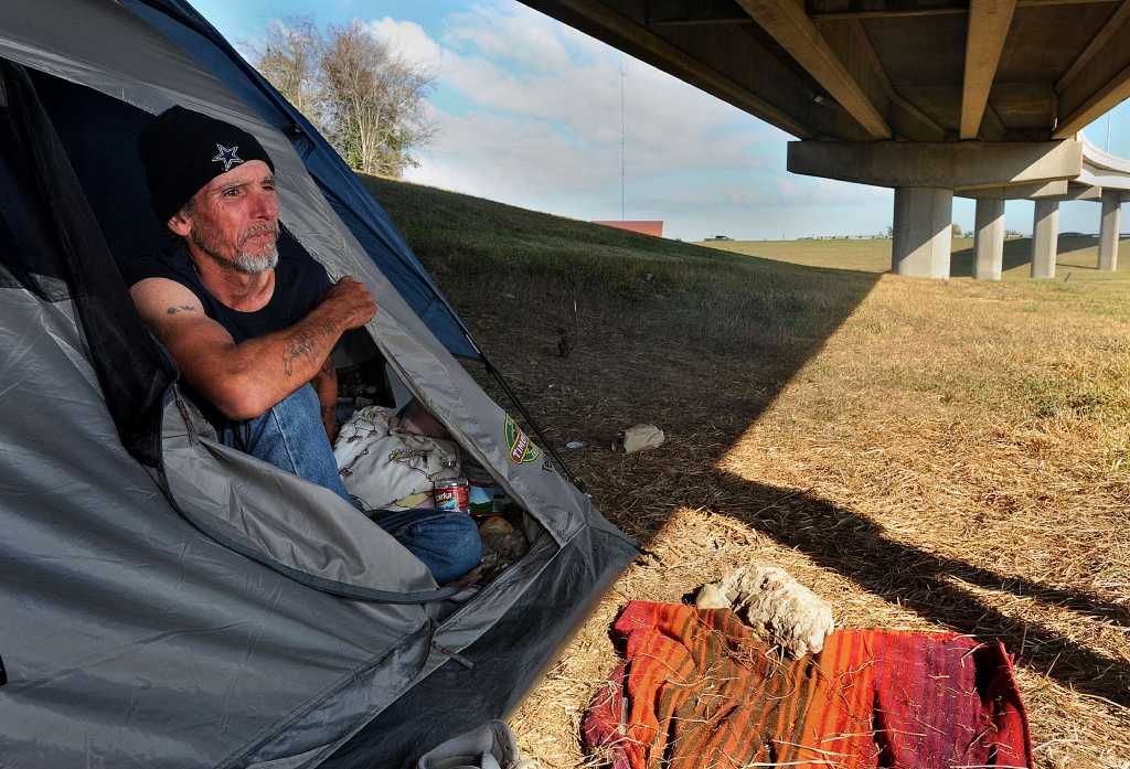 Man living at I-10 underpass just one in a sea of SETX homeless