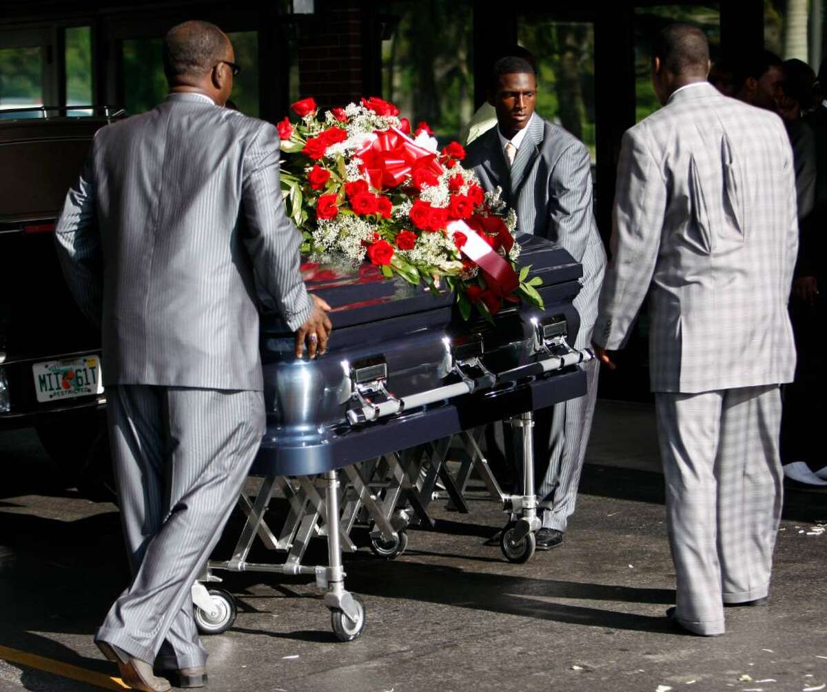 Man who killed UConn football player Jasper Howard sentenced to 18 ...