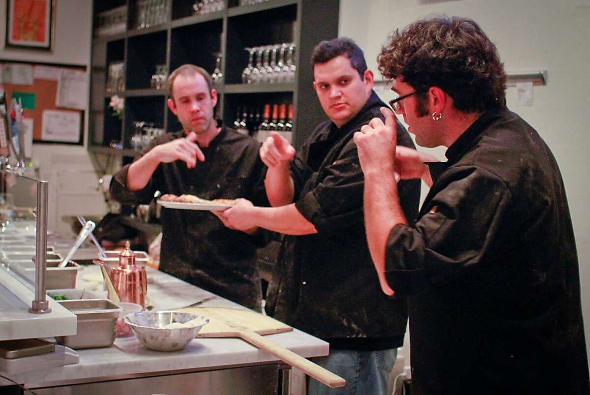 Deaf couple launch pizza place in the Mission