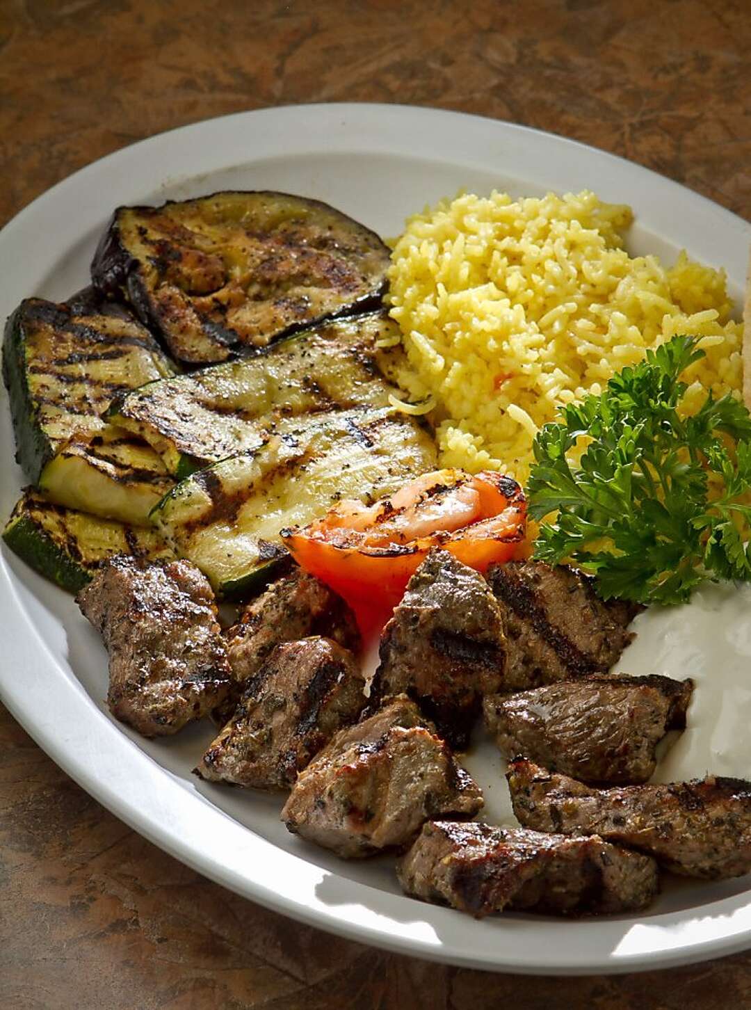 Petra Cafe, Orinda: Simple but good Greek food