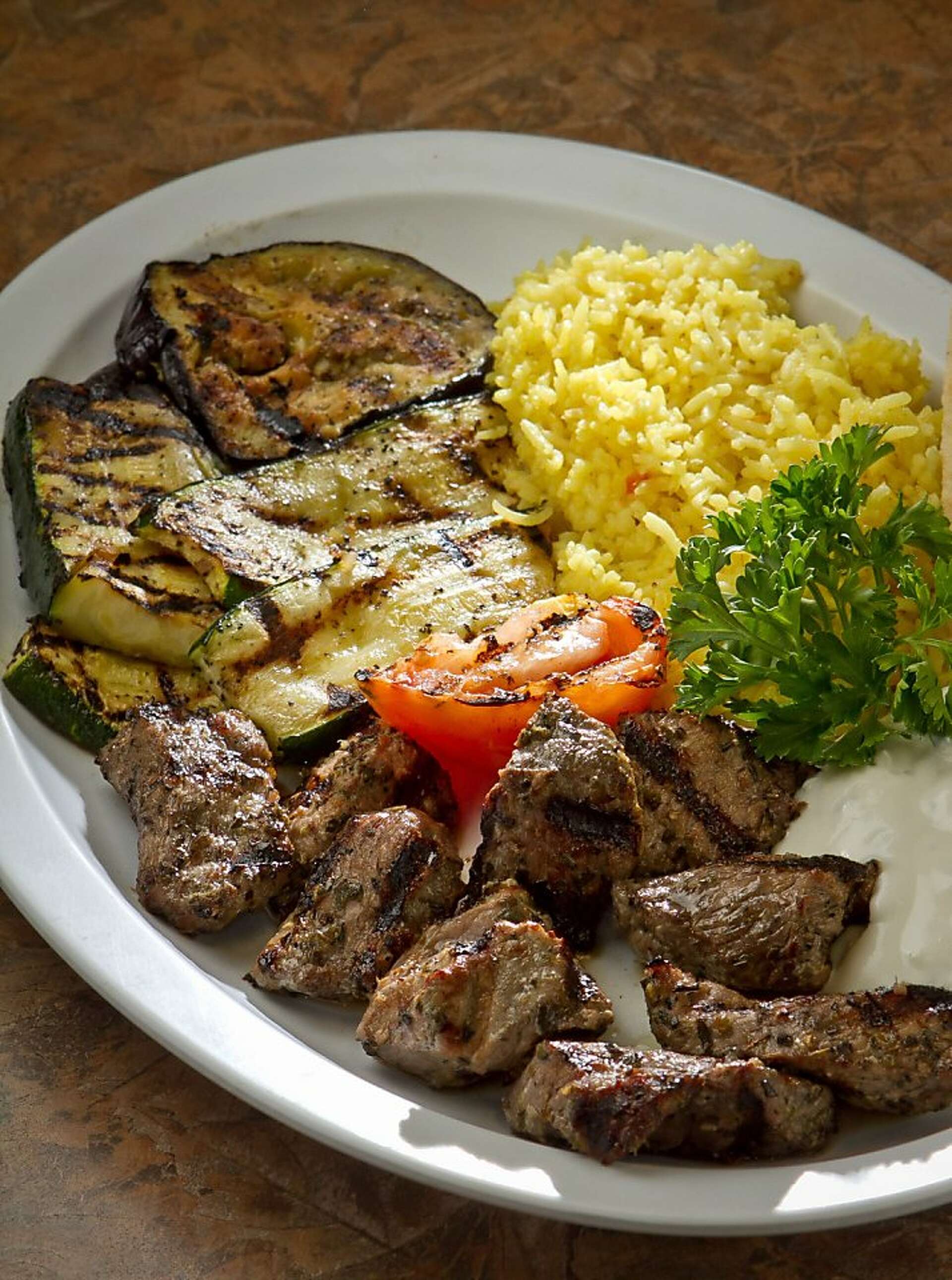 Petra Cafe, Orinda: Simple but good Greek food