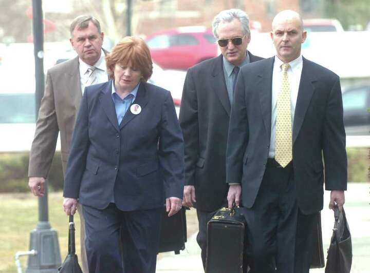 Family outraged over FBI dropping probe into Greenwich man's honeymoon ...