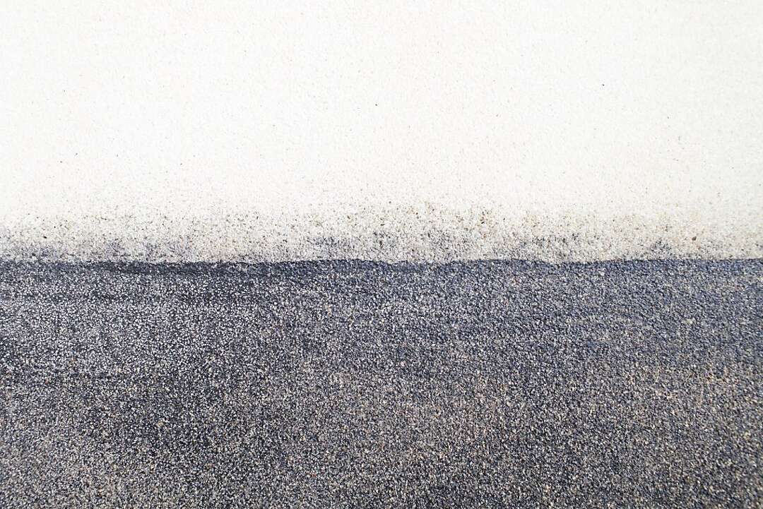 Healdsburg artist Wade Hoefer spices up paintings