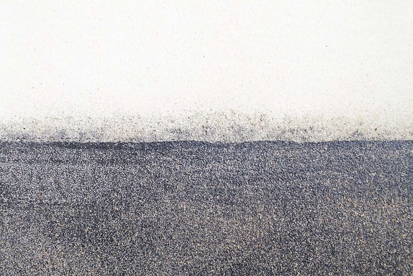 Healdsburg artist Wade Hoefer spices up paintings