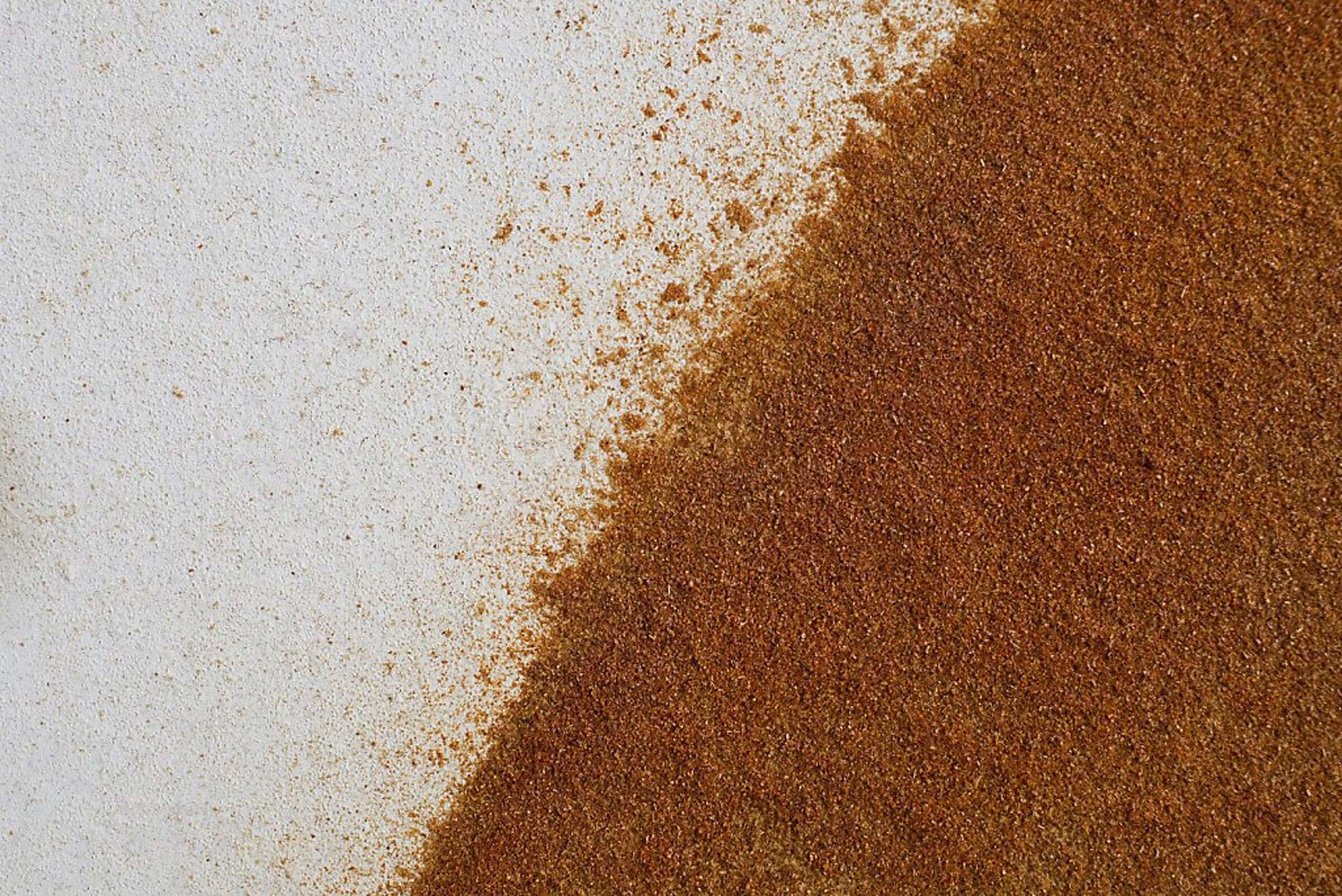 Healdsburg artist Wade Hoefer spices up paintings