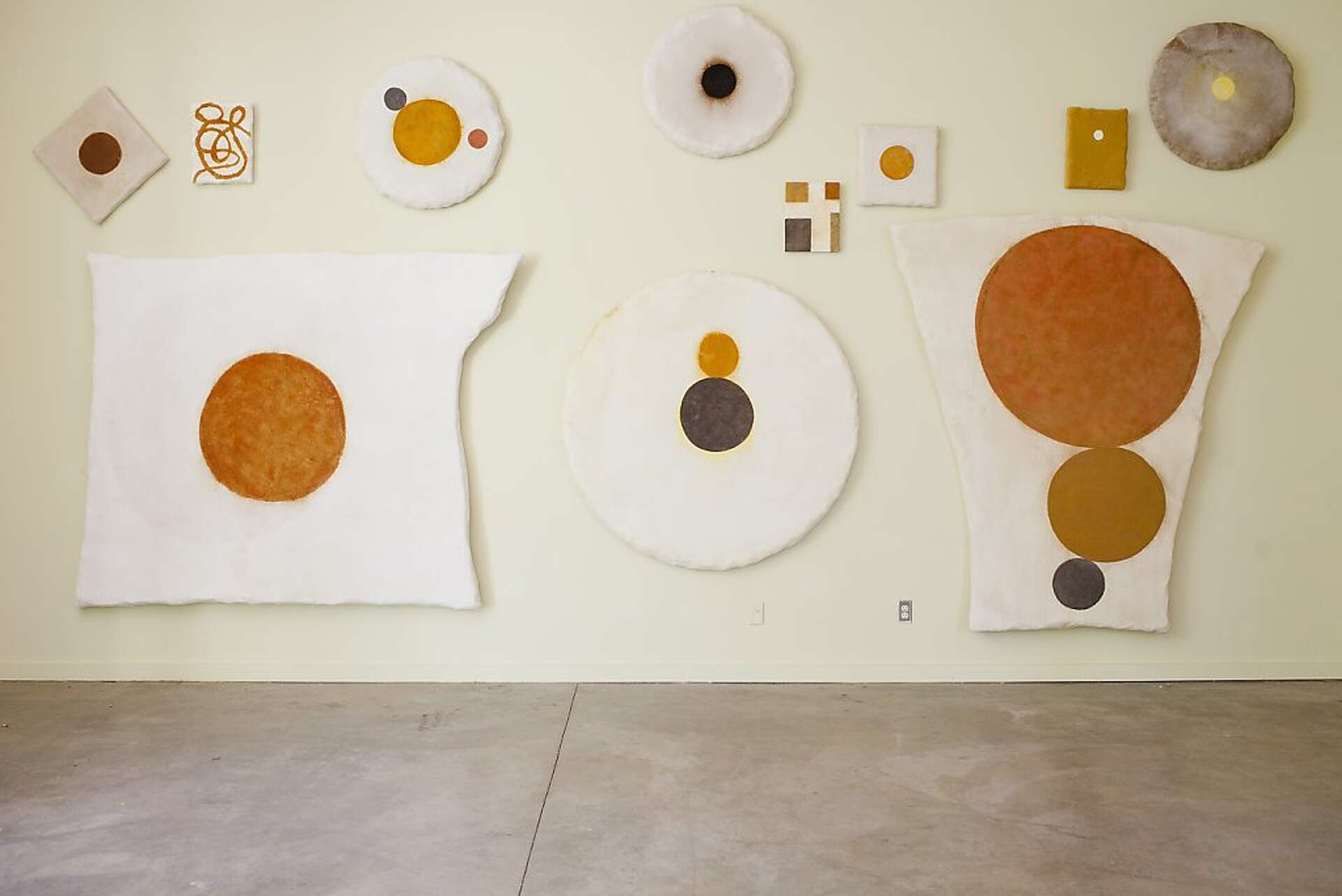 Healdsburg artist Wade Hoefer spices up paintings