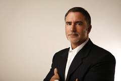 Phil Bronstein leaves Hearst after 31 years