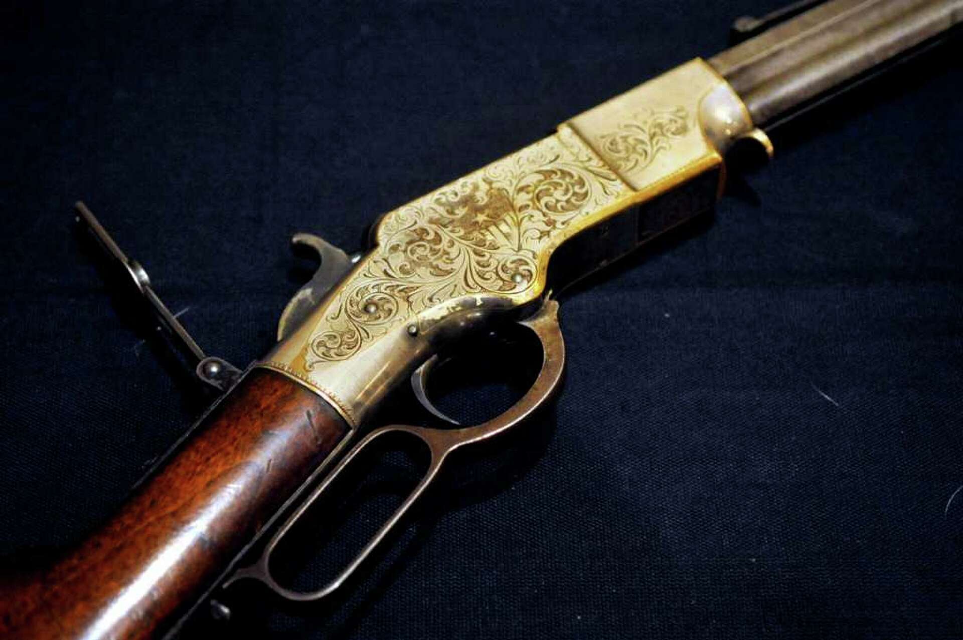 Collectors set sights on rare guns