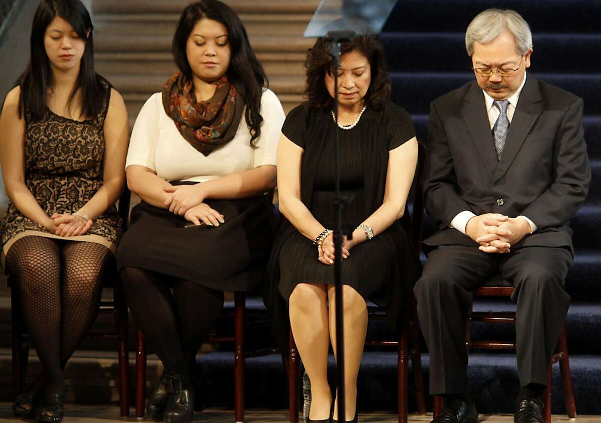 S.F.'s Mayor Ed Lee takes oath of office