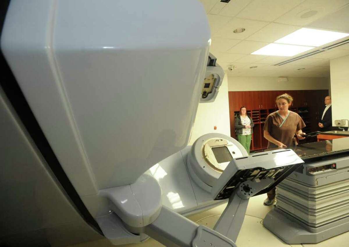 New Altus Cancer Center opens today