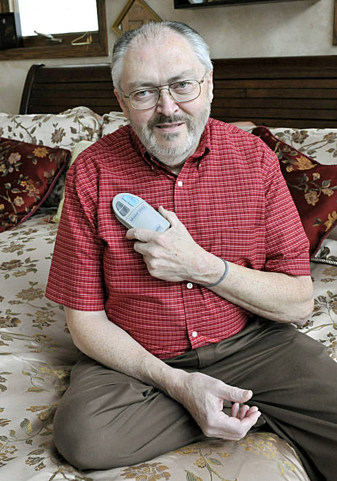 Apnea researchers test pacemaker-type device