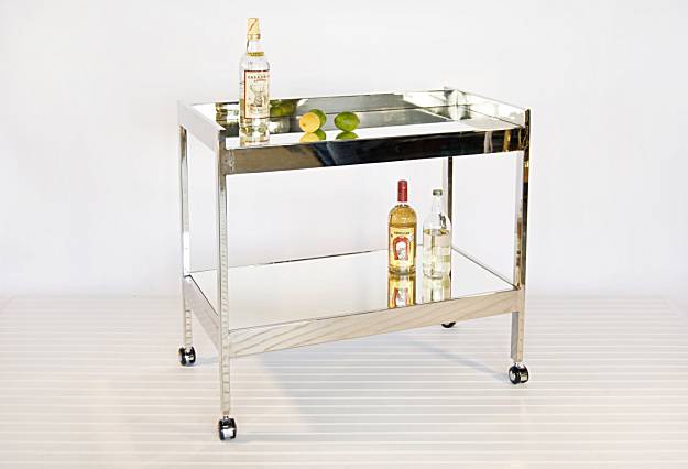 Bar carts: Cosmopolitan or Raymond