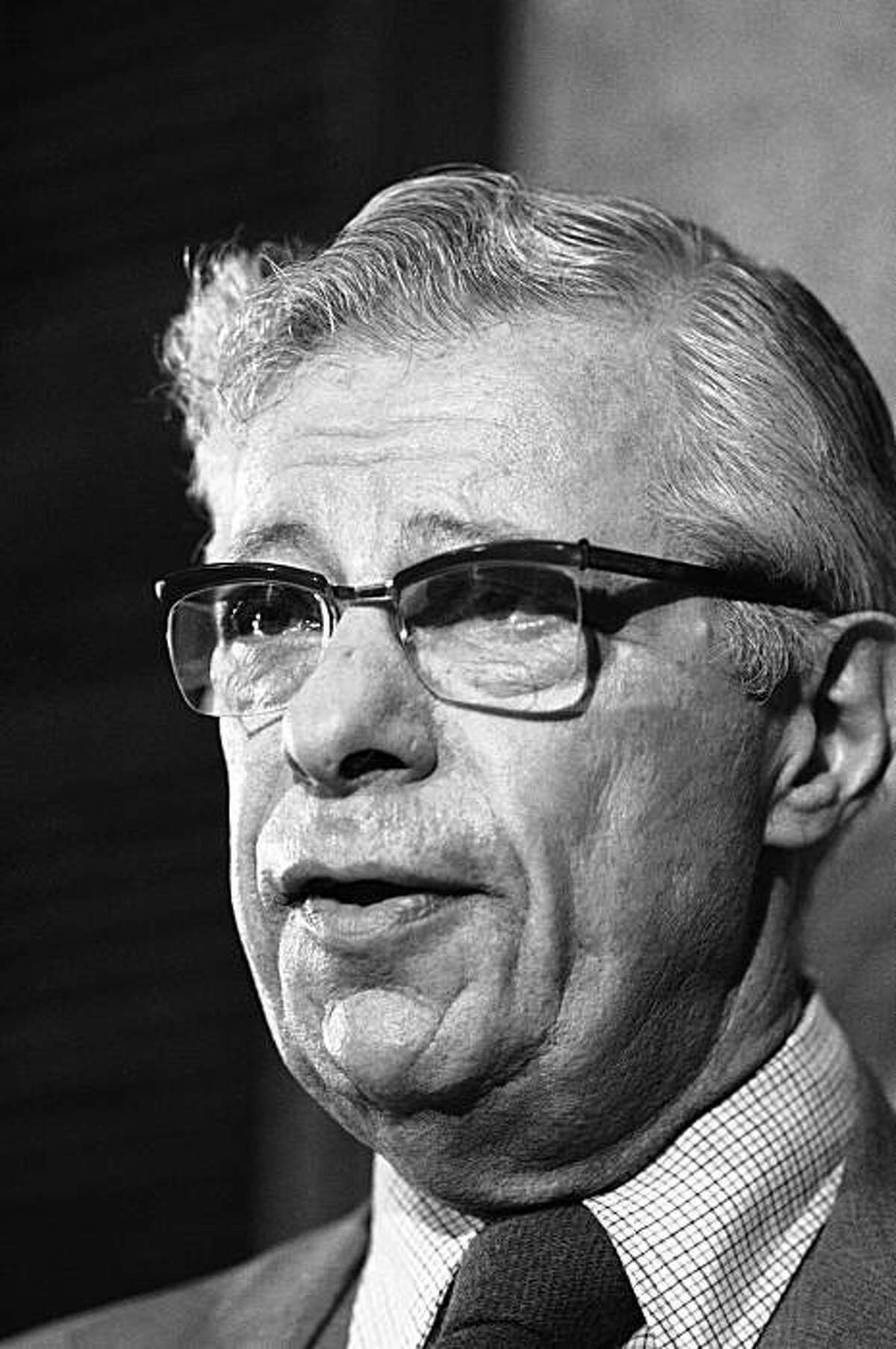 Nixon's distrust of Daniel Schorr shown in files