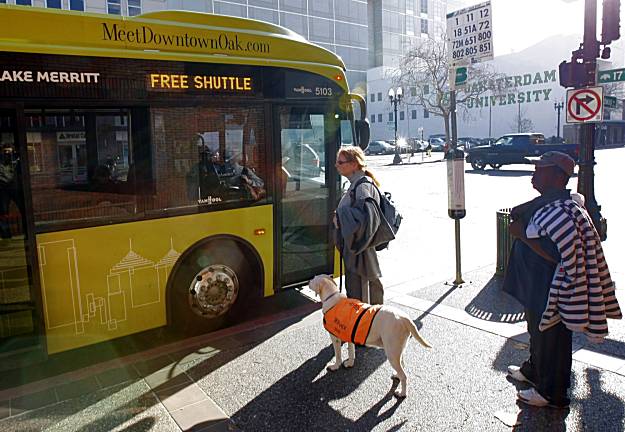 Oakland looks to expand popular 'Free B' shuttle