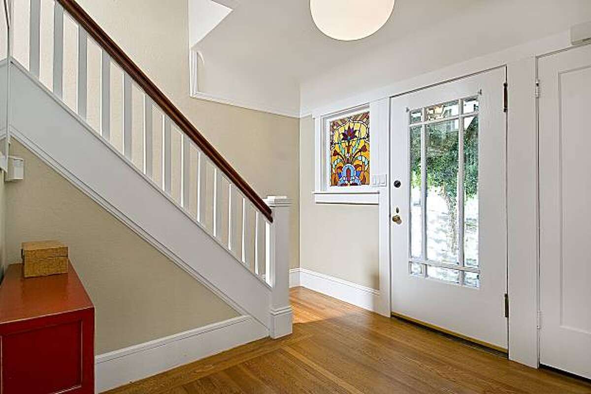 Noe Valley with detached art studio