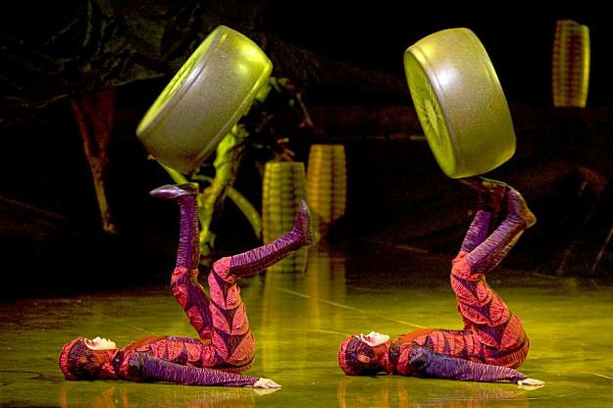 Bugs in Cirque's 'Ovo' make up for pesky music