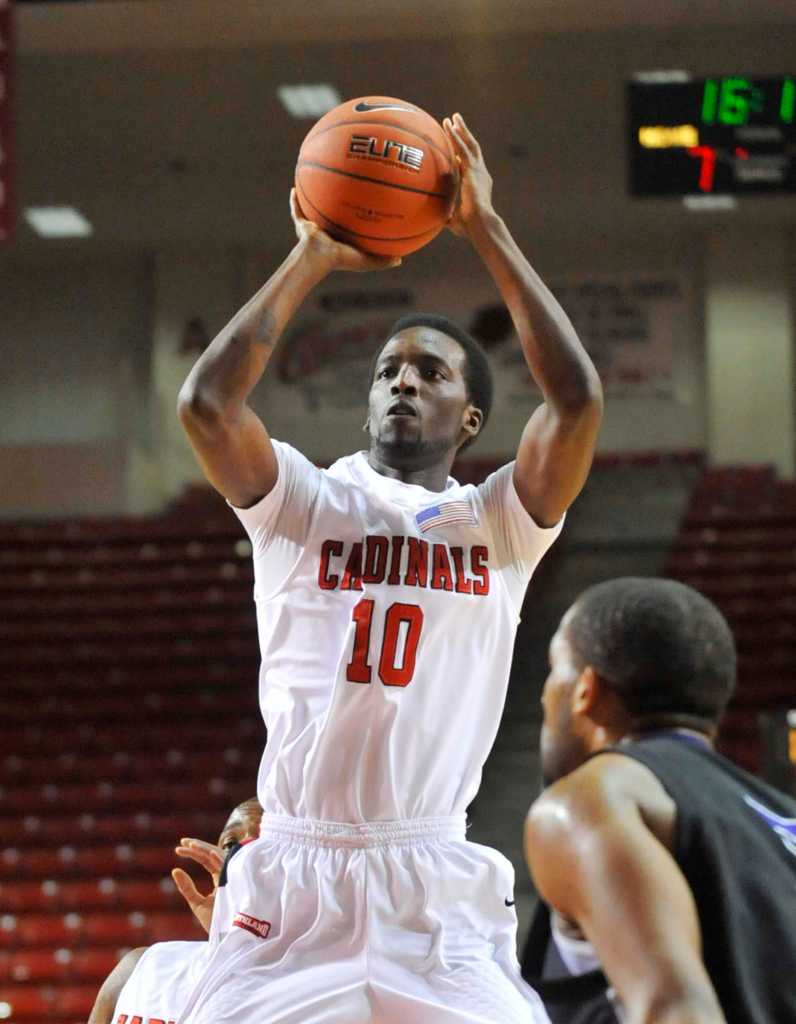 Davis regains shooting touch for SLC play