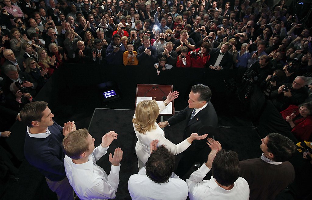 Mitt Romney battles his Bain Capital image