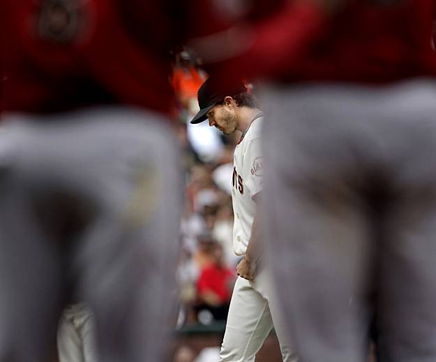 Johnson, D'backs hitters overwhelm Giants