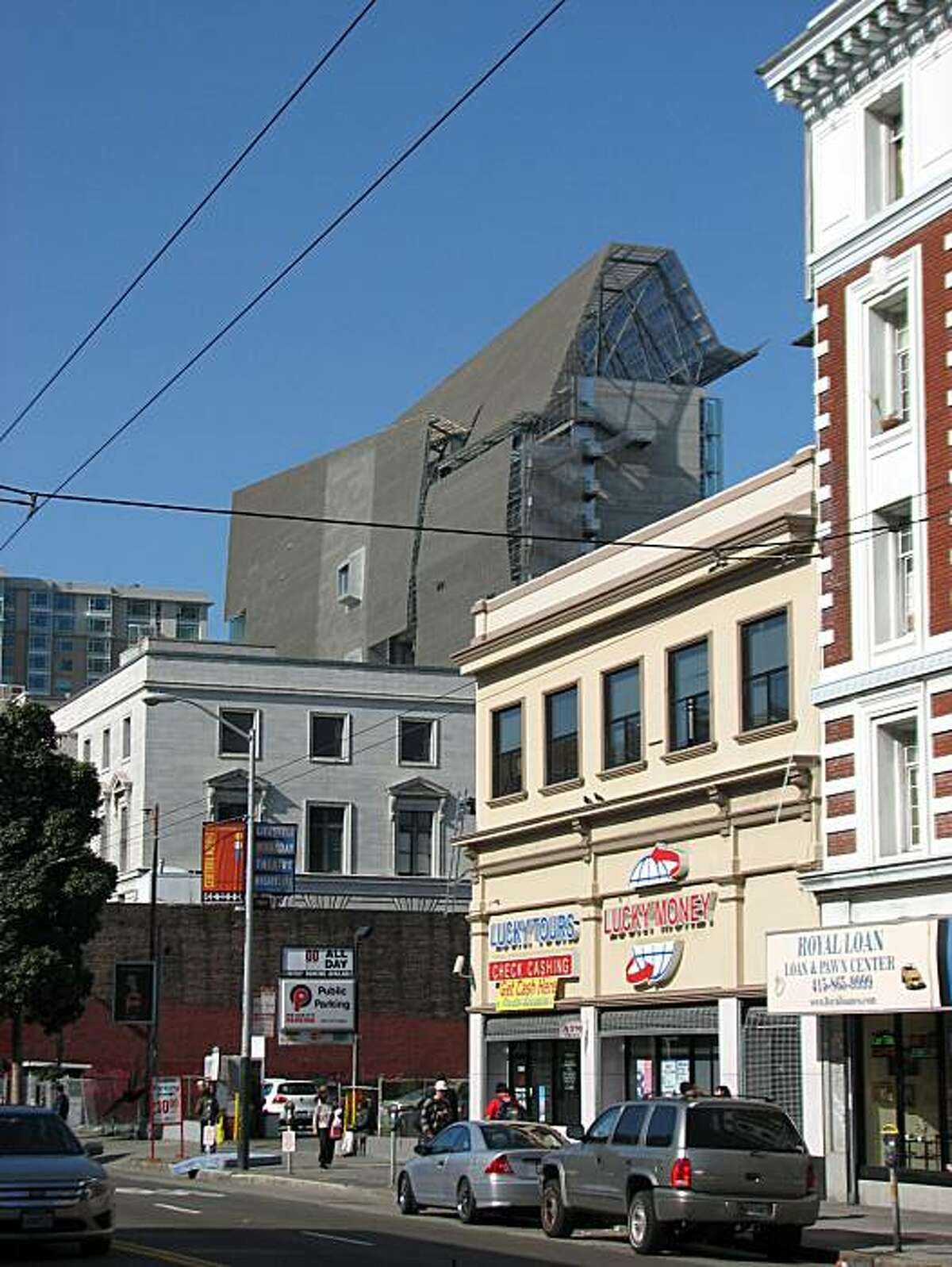 SF Federal Building: Flash, dash direct from D.C.