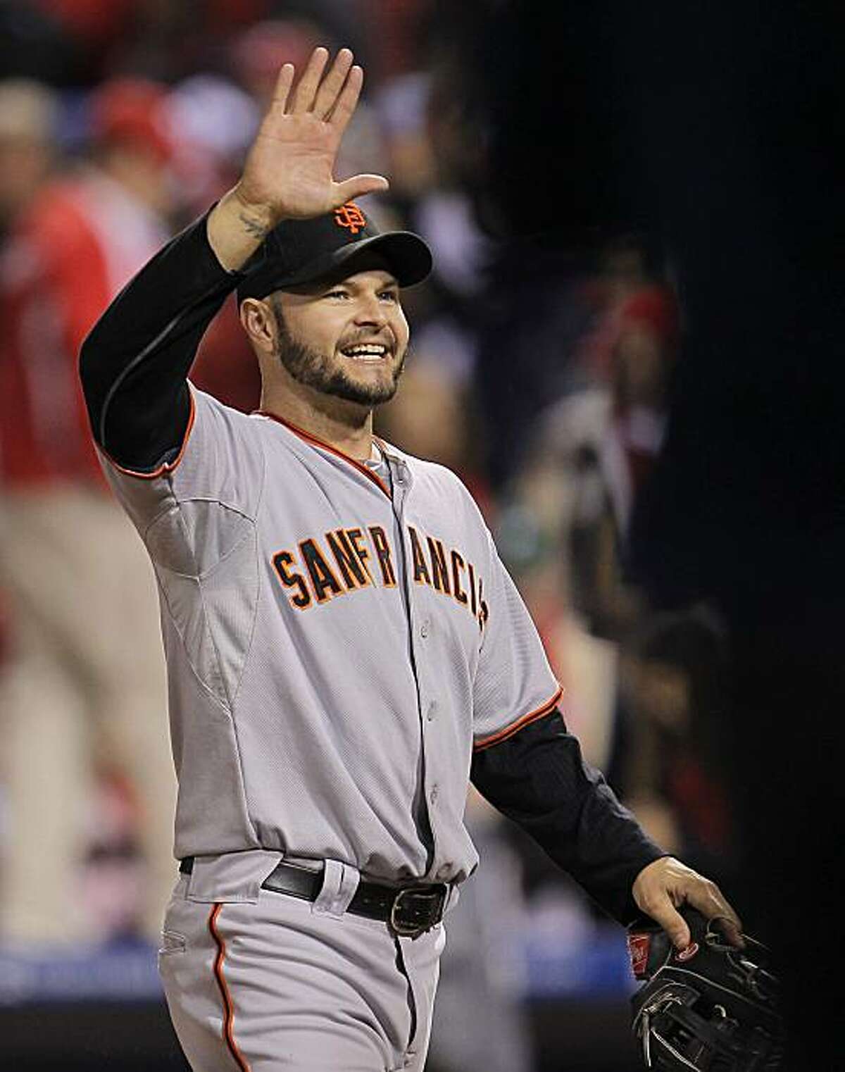 SF Giants sign deals with Cody Ross, Jonathan Sanchez