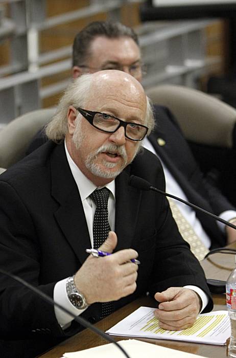 Muni objects to state criticism of rail lines