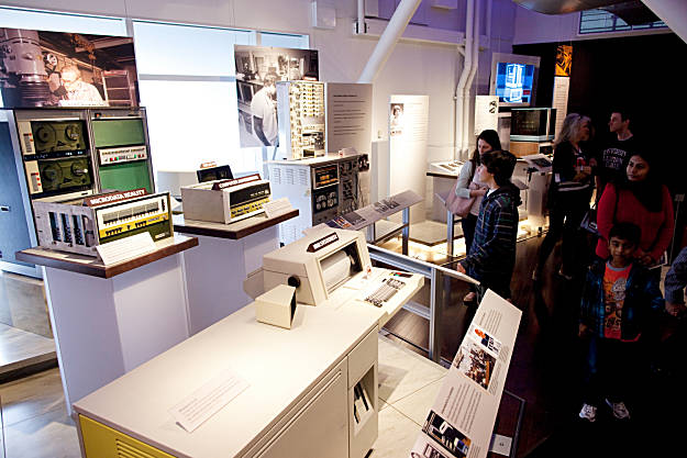 Computer History Museum opens in Mountain View