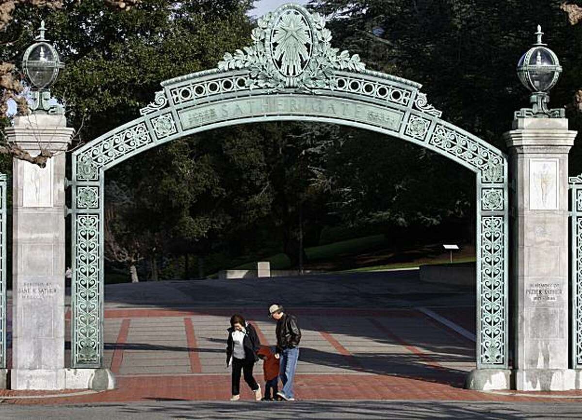 UC Berkeley: A tour through history and art