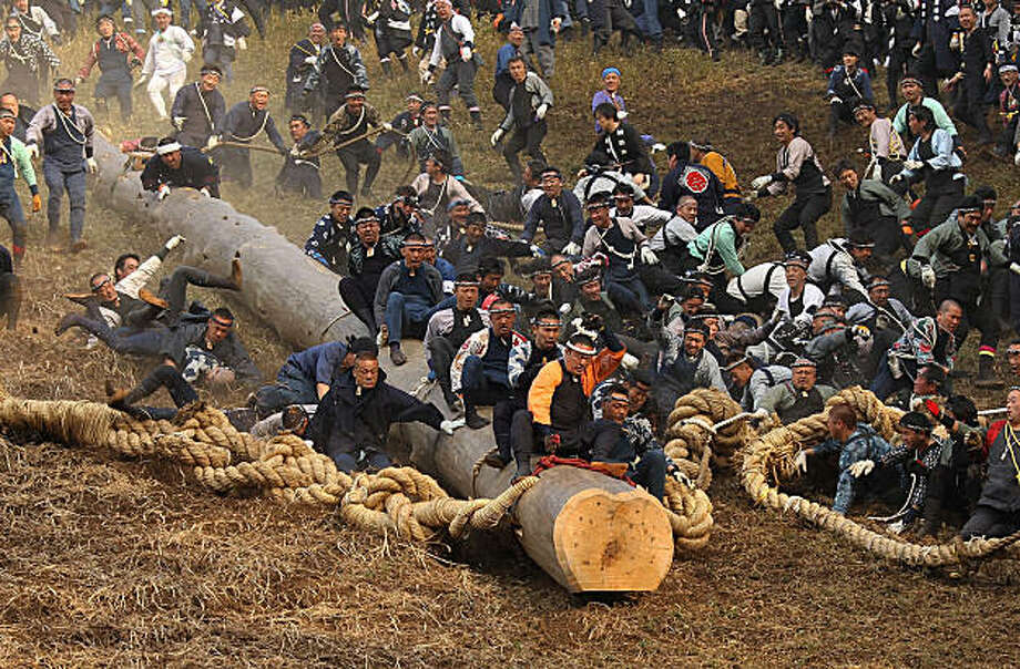 Wild log ride at Japan's Onbashira Festival - SFGate