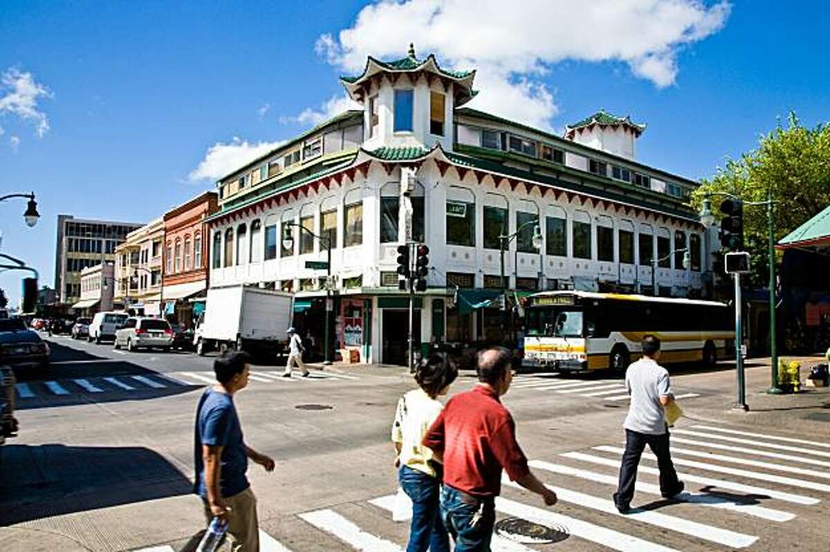 Two centuries of Chinese culture in Hawaii